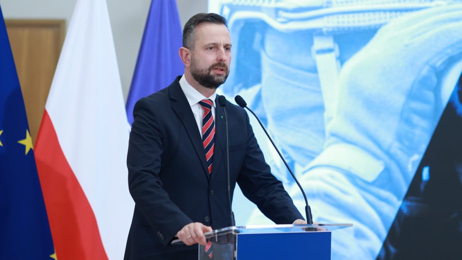 Poland Unveils Plans for Massive €2.4B Fortifications Along Eastern ...