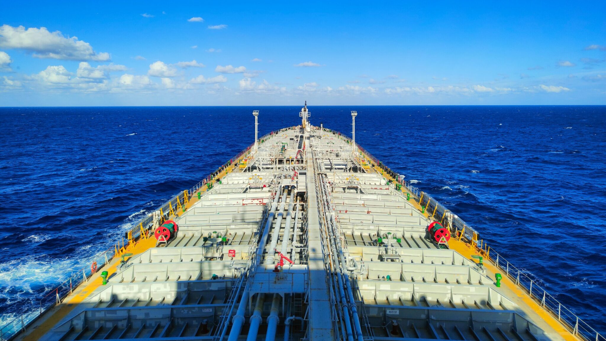 U.S. Seizes Venezuelan Oil Tanker in Direct Challenge to Maduro Regime ...