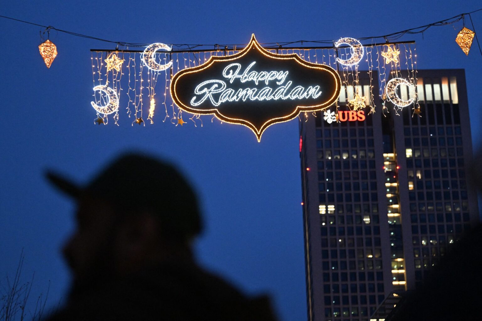 Islamization in Frankfurt: Ramadan Lights Return ━ The European ...